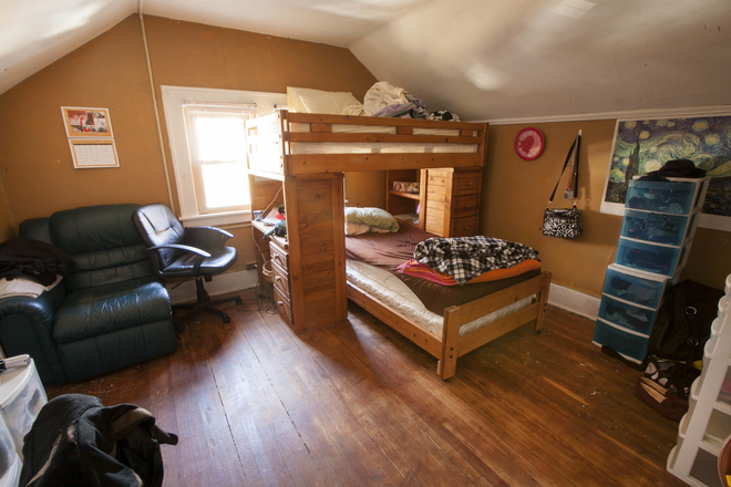 Michigan State University | Off Campus Housing Search | Toad Lane ...